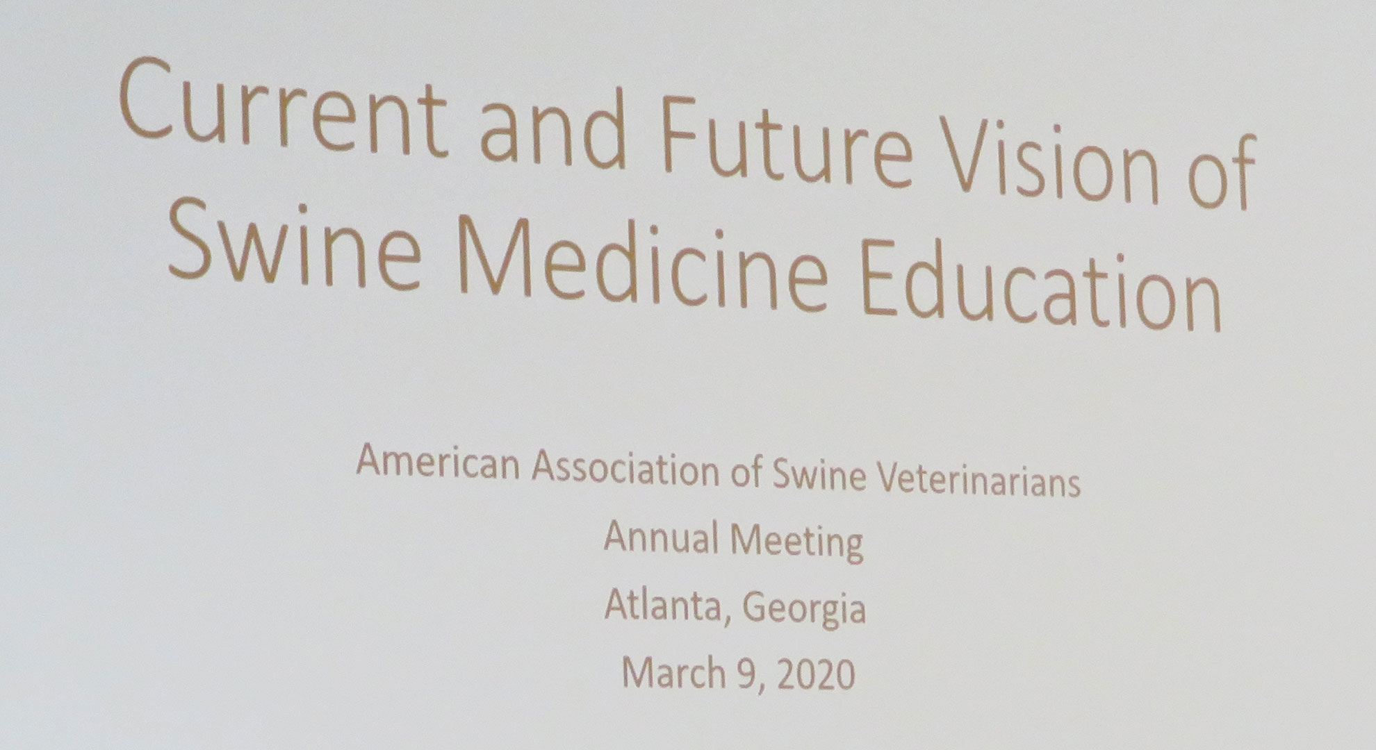 AASV 2020 - Reportages - 3trois3, Le site de la filière porc